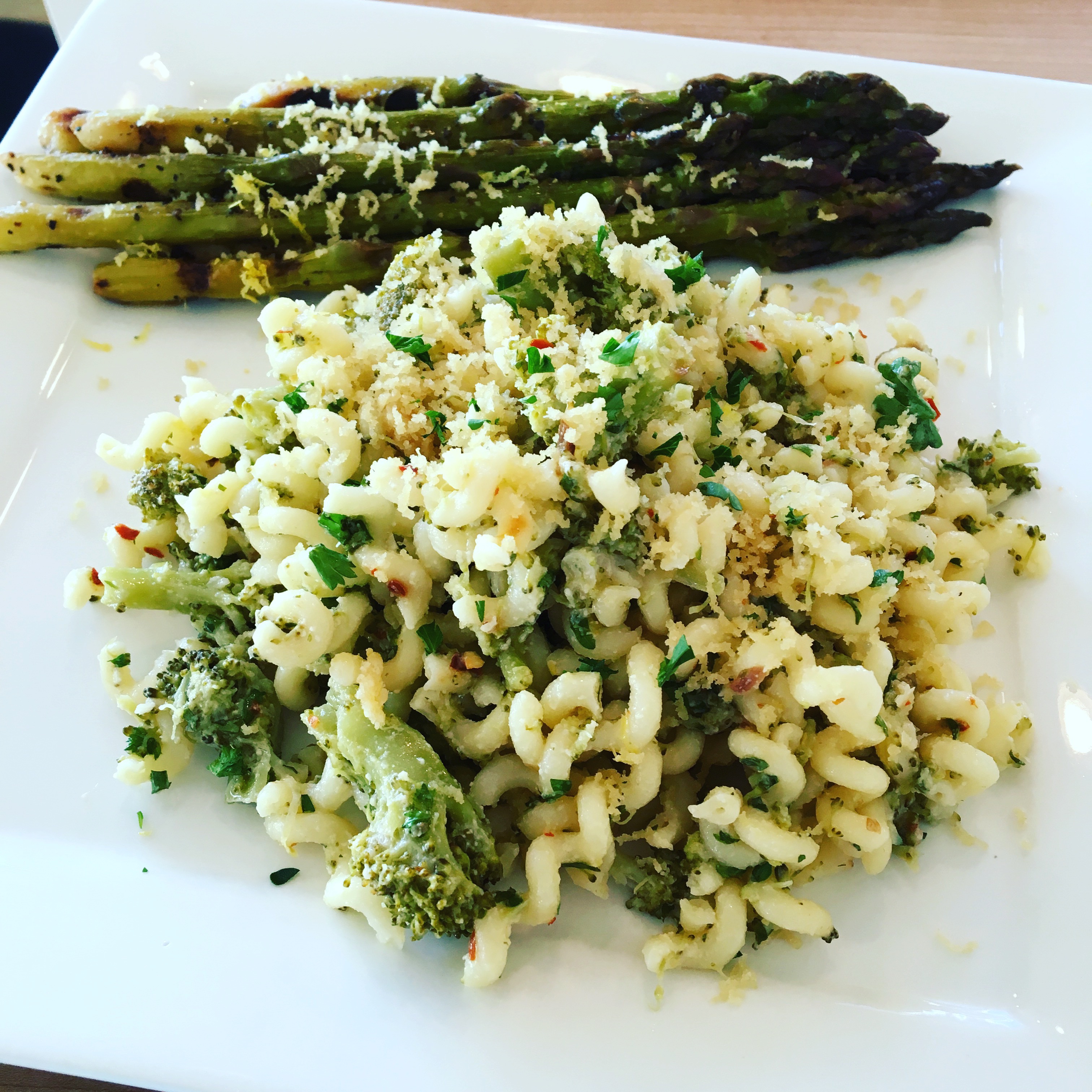 Fusilli col Buco with Broccoli, Garlic & Lemon – The Mad Vegan Chef